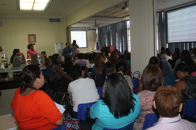 Coordinan inicio de clases en Escuela de Enseñanza Especial