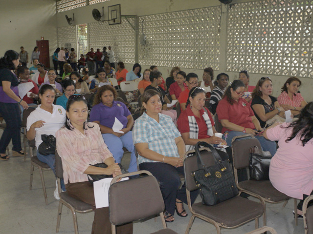 Educadores Especiales del IPHE se reúnen con autoridades