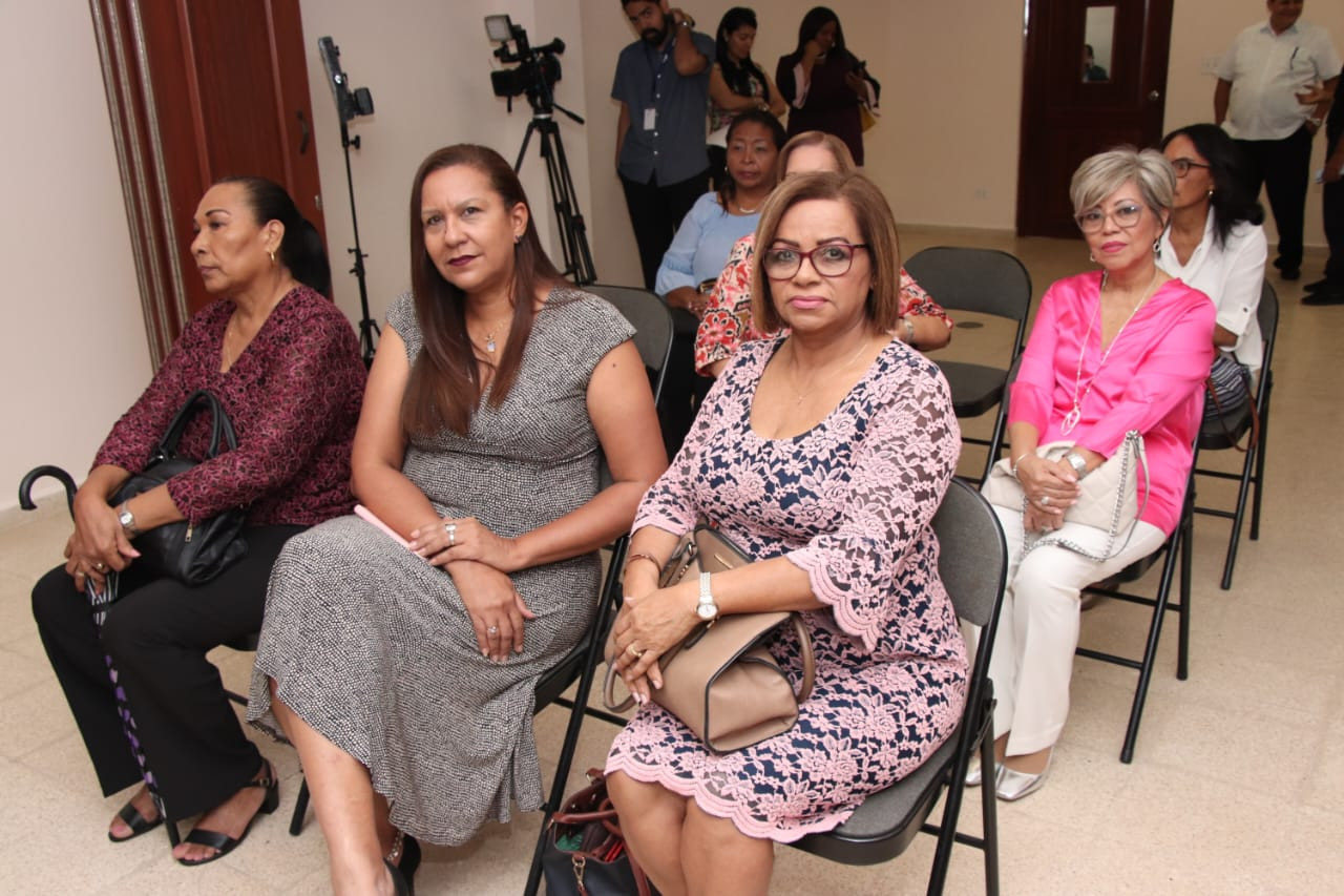 Fundación Mary Arias traspasa instalaciones del Programa de Paralisis ...