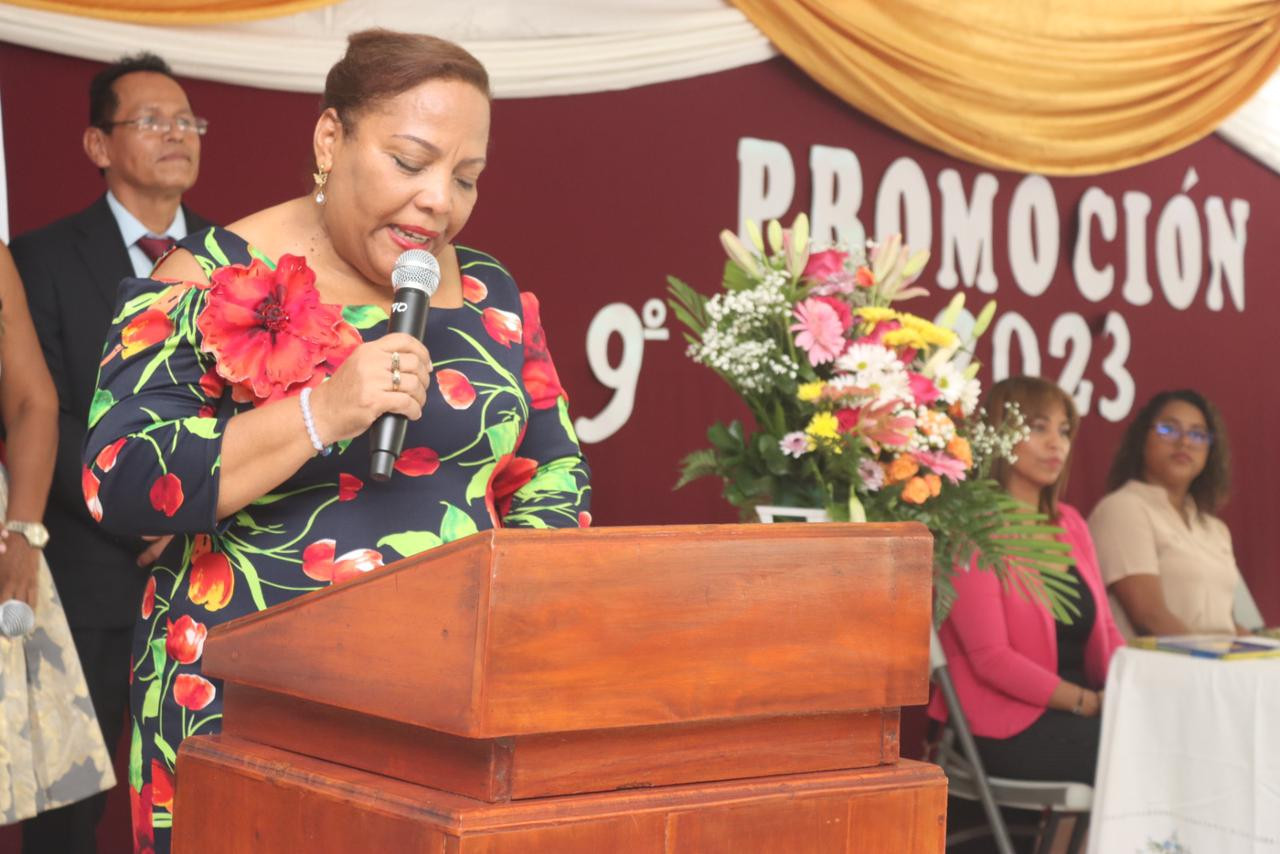 Estudiantes de Premedia y Media se gradúan en el IPHE de Panamá Oeste