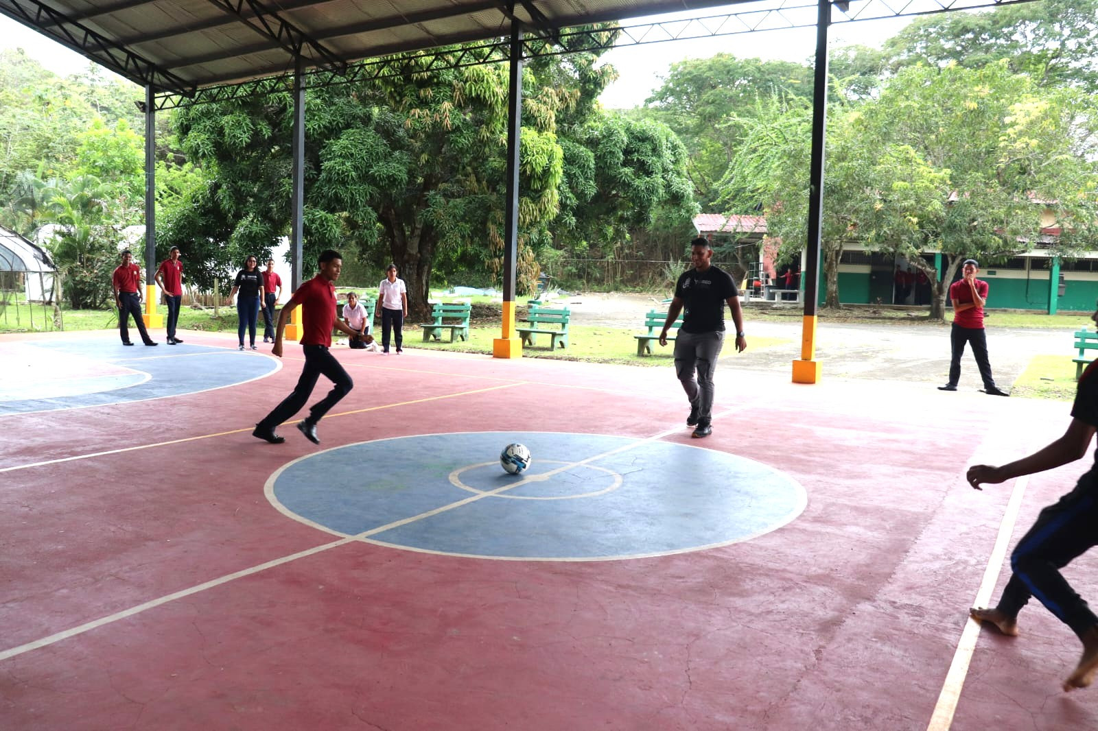 Estudiantes de la EVE del IPHE son instruidos con el nuevo “Programa ...